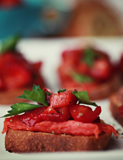 Workin’ It: Salmon & Strawberry Salsa Crostini (Michigan Fruit Part 2 ...